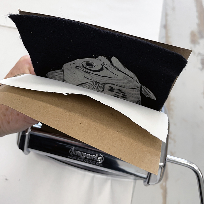 Gravure sur tétrapack et impression avec machine à pâte - Art - Anne ...